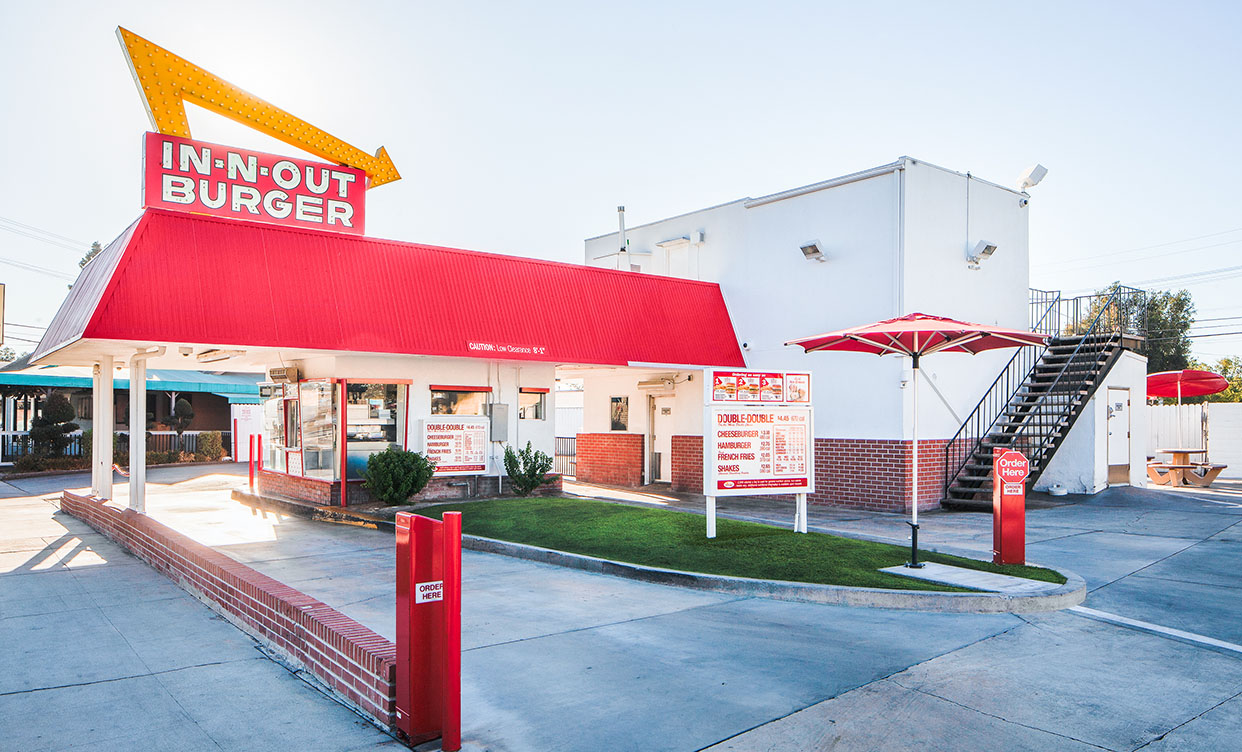 【攻略】LA 人帶路！想吃 In-N-Out 去這些分店準沒錯！ - 洛杉磯週報 - 亞洲版