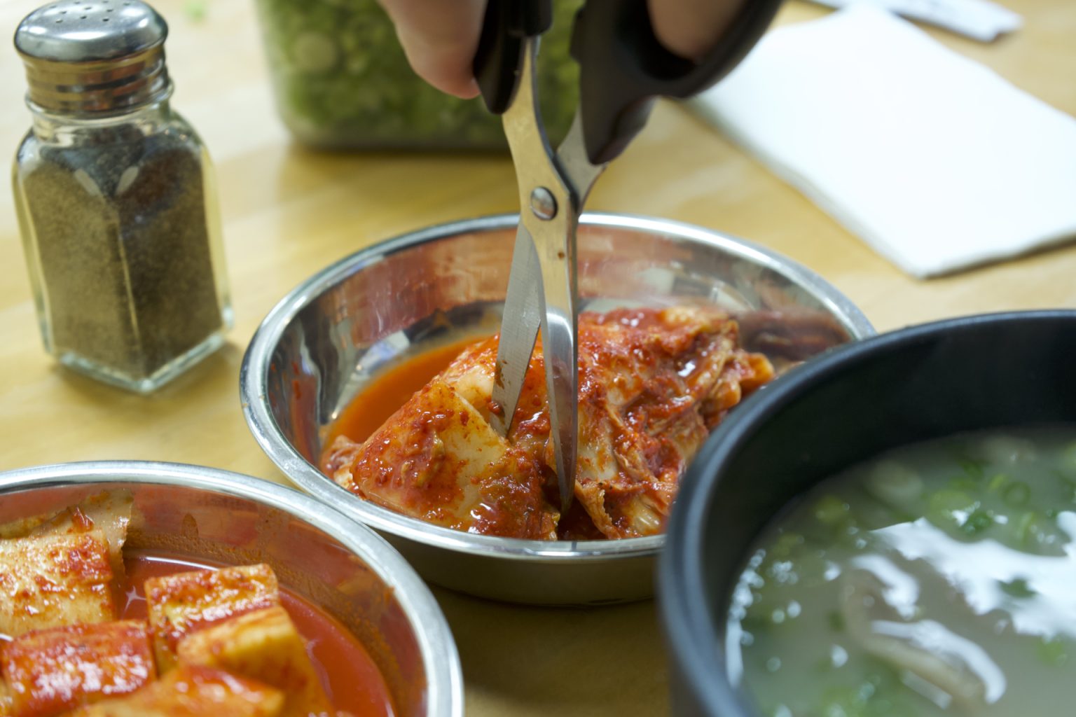 【編輯日嘗】冬日就要喝，洛杉磯最火雪濃湯 Han Bat Sul Lung Tang，暖身又暖心 - 洛杉磯週報 - 亞洲版
